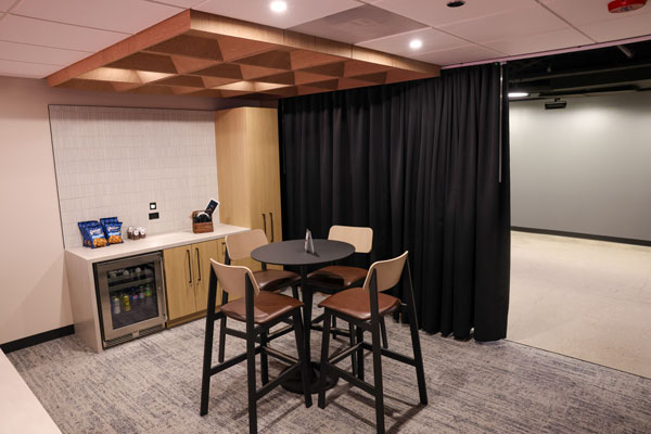 Premium Seating - Premium Seating Options | United Center